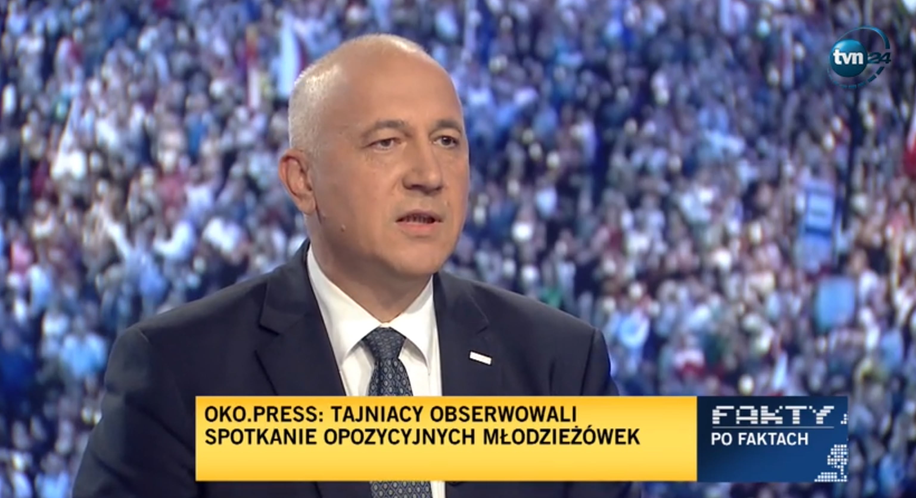 Brudziński broni policyjnej inwigilacji młodzieży. Posuwając się do ...