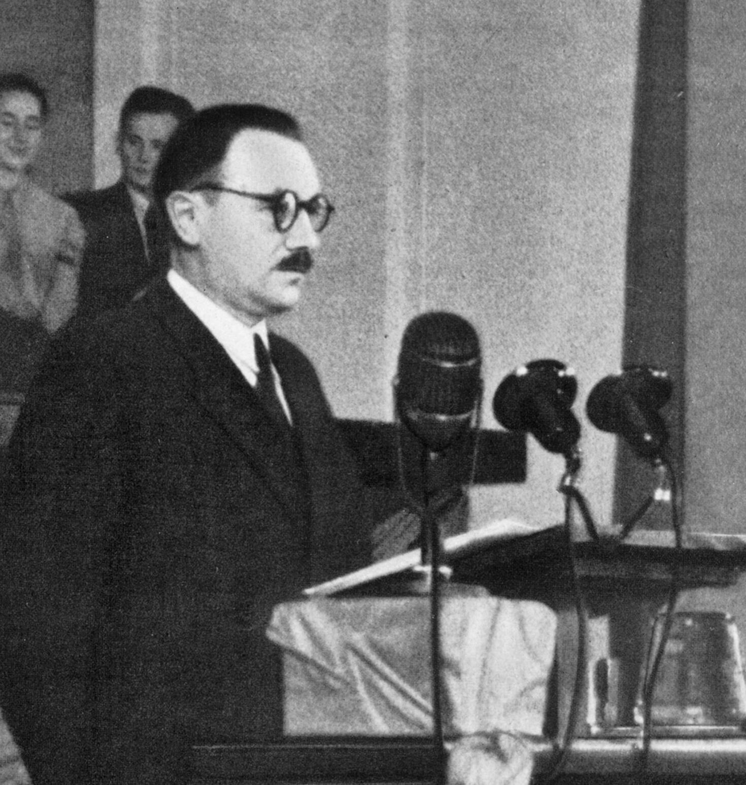 Młodzieżówka Nowej Lewicy chwaliła Bieruta. Nie powinna